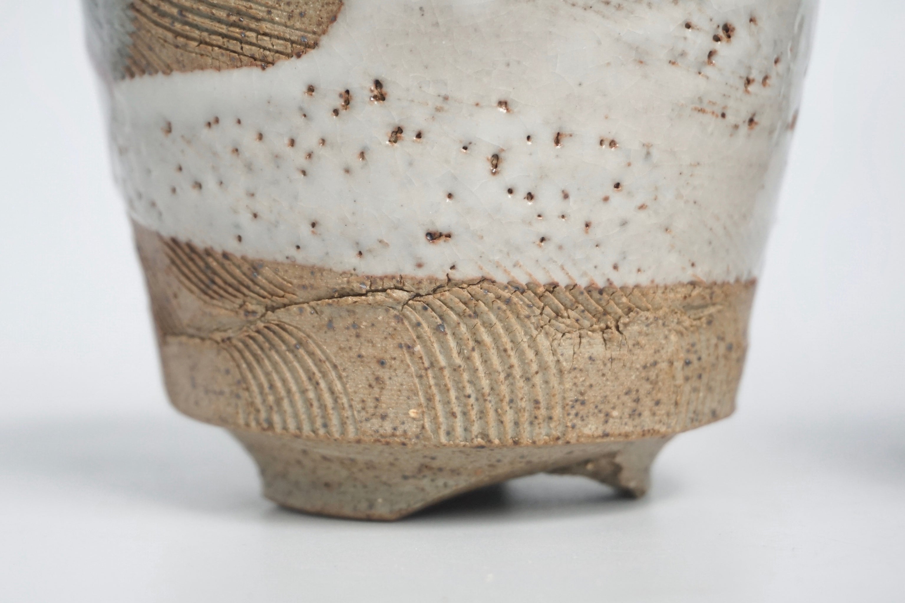 Tripod cup A | Handmade ceramics pottery Singapore - Eat & Sip